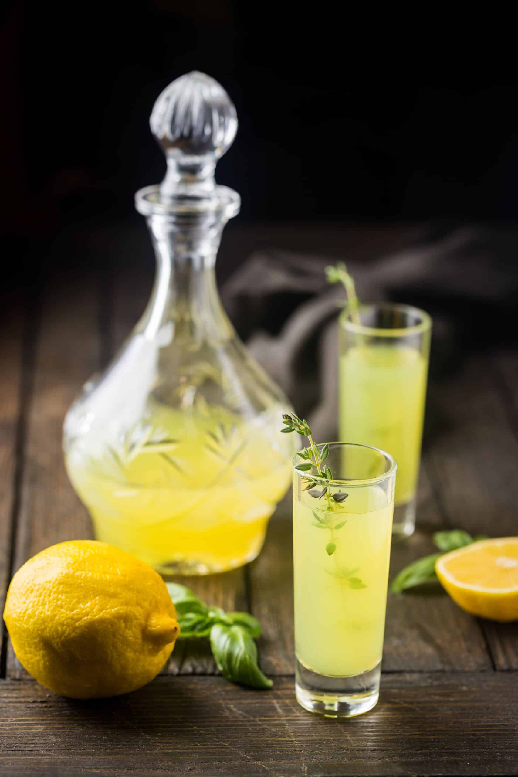 Comment boire du Limoncello ? Conseils et traditions
